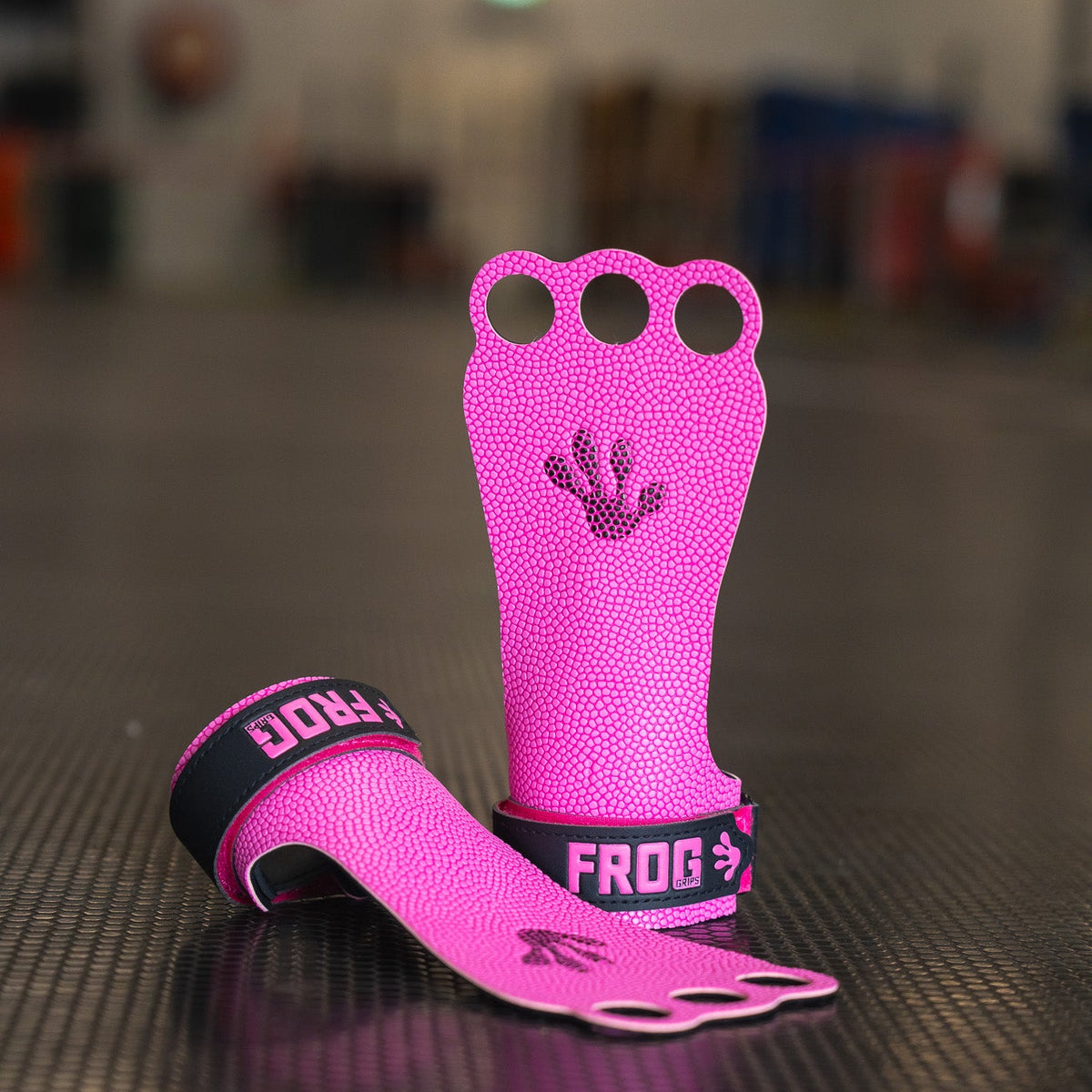 Fingerless Gymnastics Grips – Frog Grips