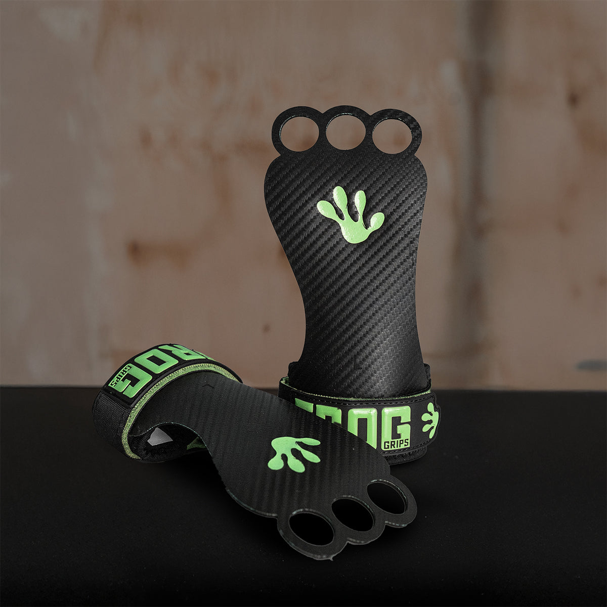 Frog Grips Elite Fingerhole Chalkless Gymnastic Grips for CrossFit
