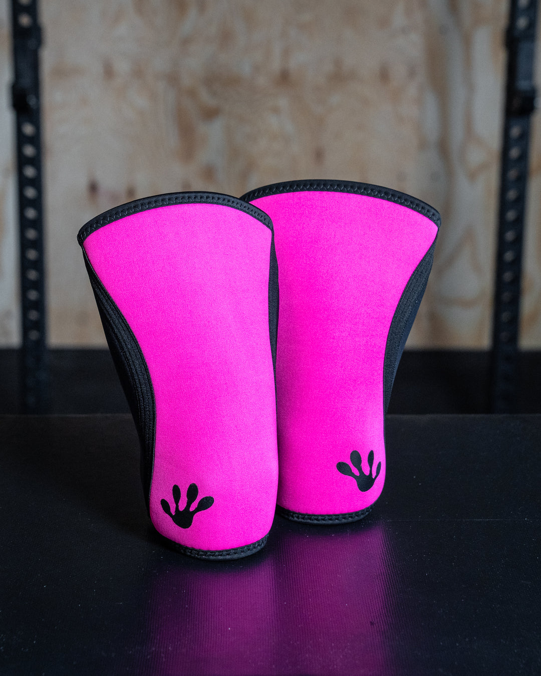 Reversible Knee Sleeves - Pink – Frog Grips