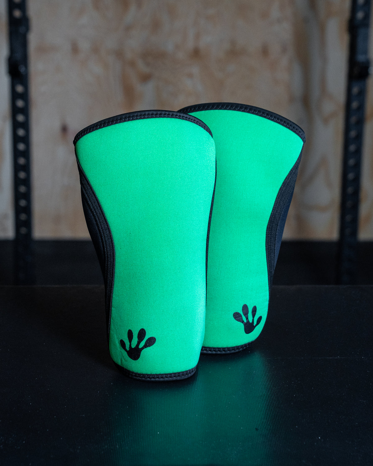 Reversible Knee Sleeves - Green | Frog Grips